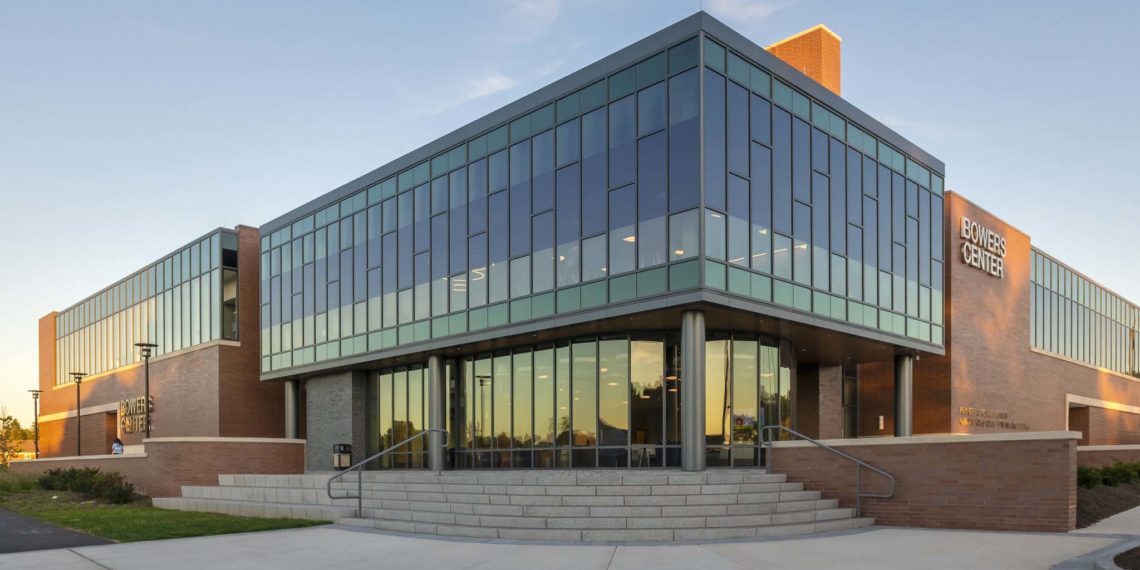 Elizabethtown College: The Game-Changing Bowers Center - Campus Rec ...